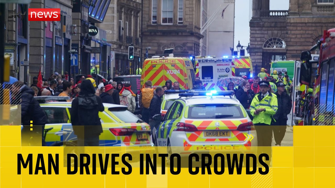 Police responding to incident at Liverpool FC parade after car ...