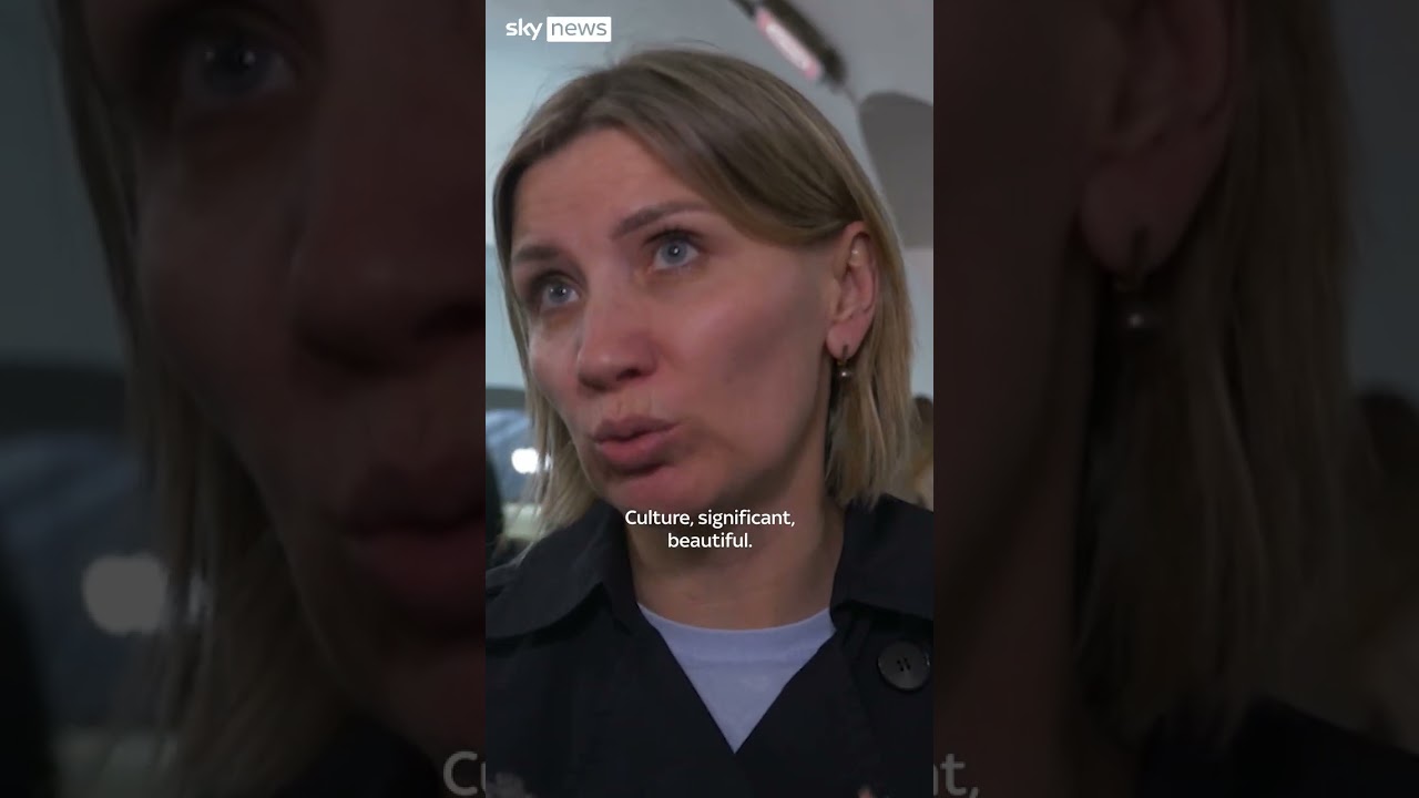 Stalin statue divides opinion in Moscow - World News